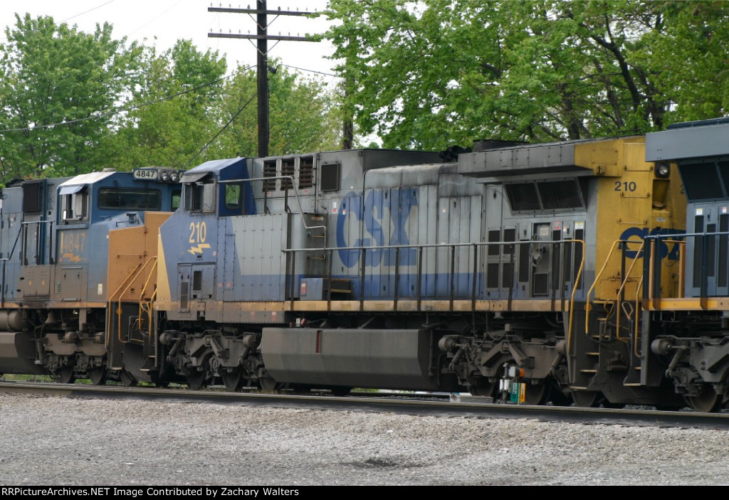 CSX 210